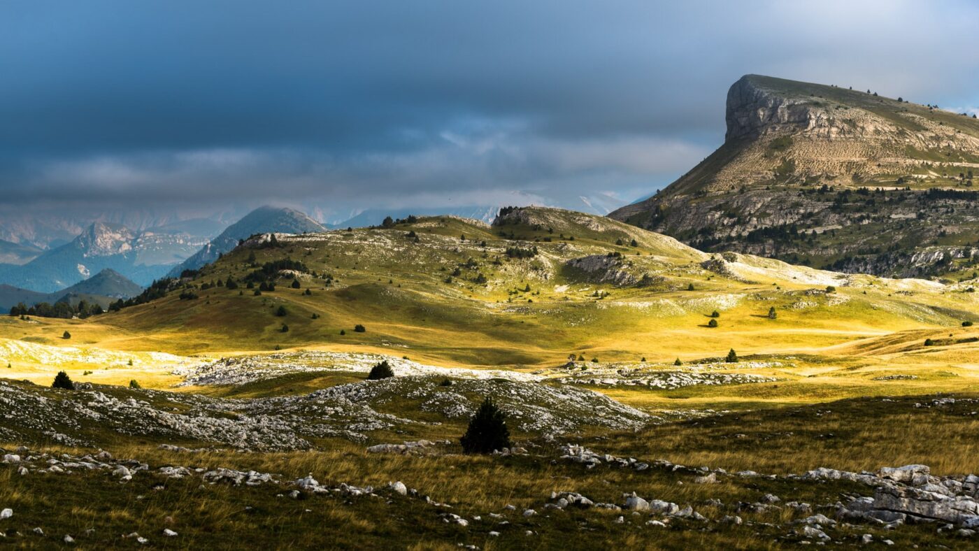 Photo Belle lumière sur les Hauts Plateaux du Vercors | Vente de photo ...