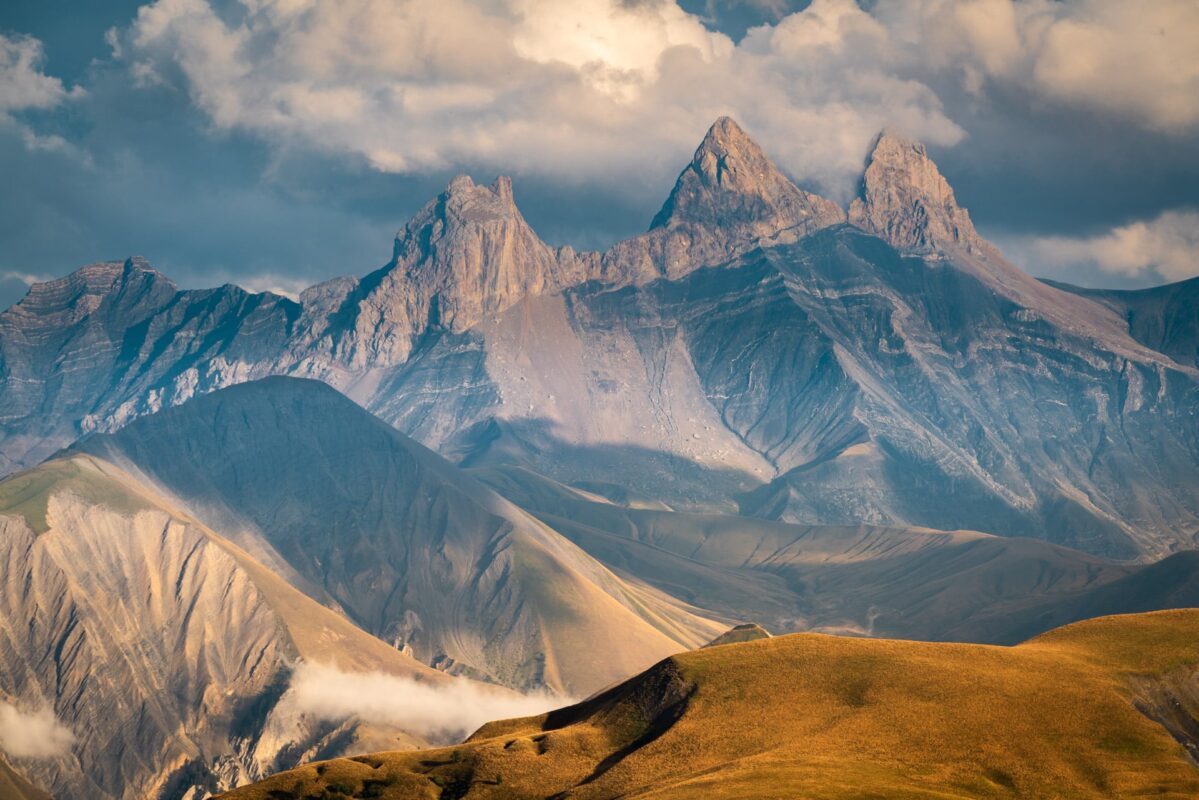 Photo Les Aiguilles d'Arves & leur écrin doré | Tirages photos par P ...